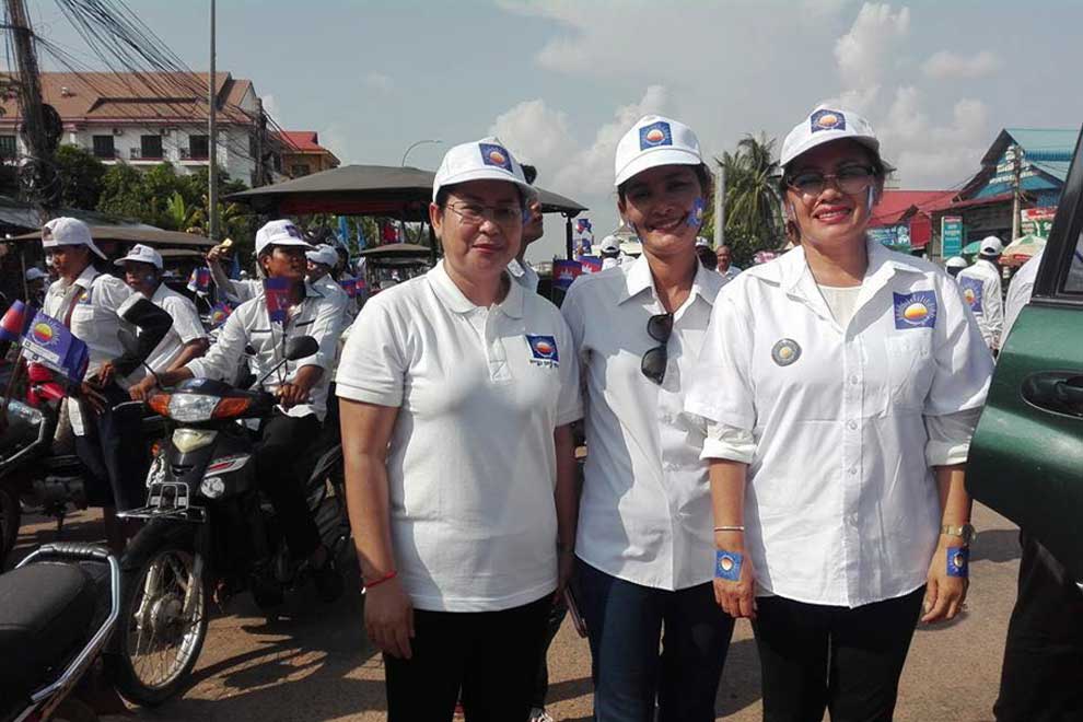 CNRP alleges local push to coerce officials into defecting | Phnom Penh ...