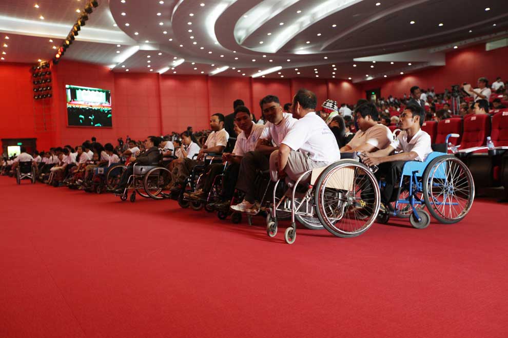 Disabled integration touted | Phnom Penh Post