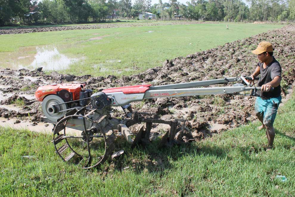 Farmers weigh up US technology | Phnom Penh Post