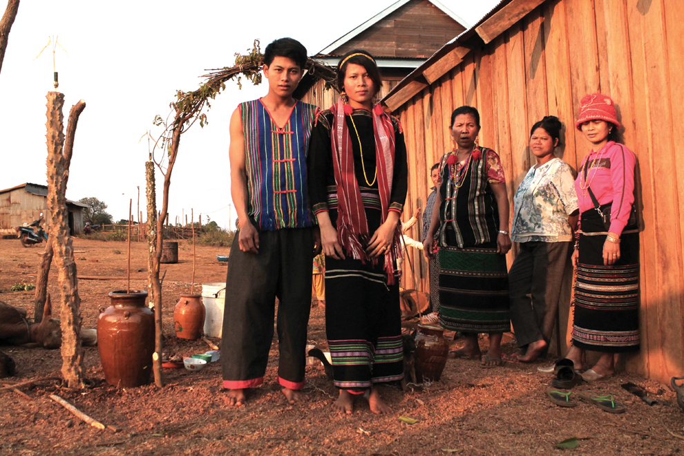 A people’s disappearing wedding traditions | Phnom Penh Post