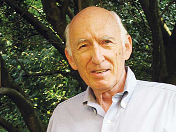 Snake in the grass in Khmer noir tale | Phnom Penh Post